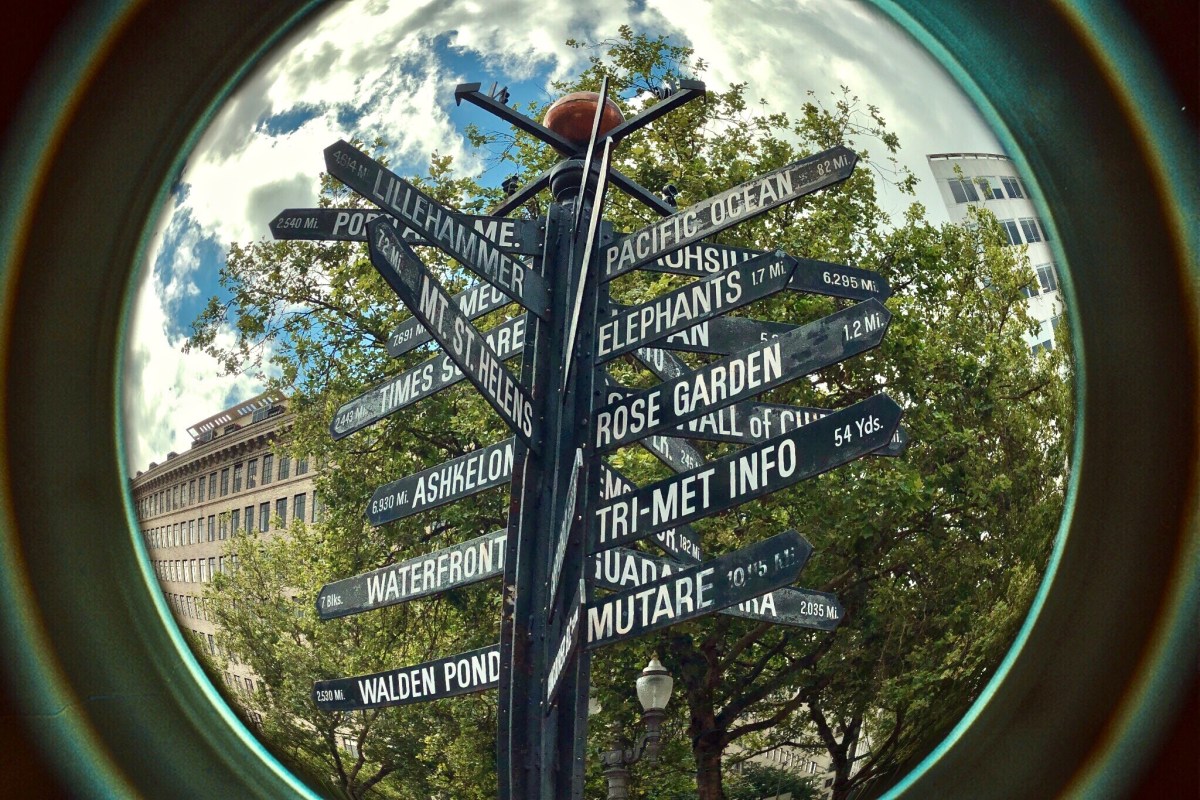 Happy Friday from Downtown Portland! | in cahoots with muddy boots